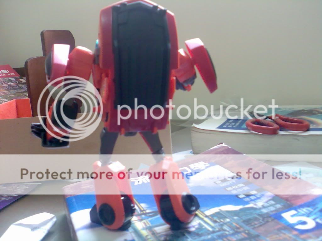 變形金剛 Animated 之Ta39+44火箭大黃蜂與鐵皮開箱文 - a26262846的創作 - 巴哈姆特